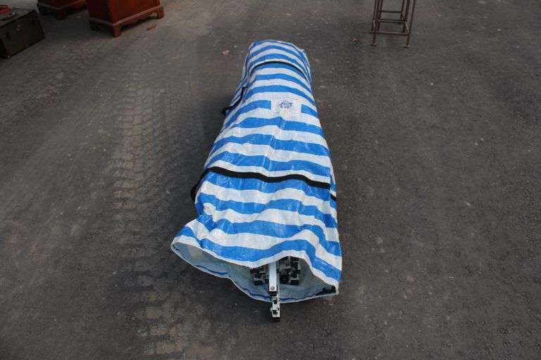 EZ Up instant shelter - Lee Real Estate & Auction Service