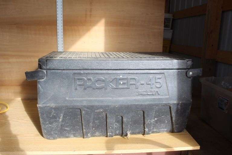 Packer HD plastic truck tool box - Lee Real Estate & Auction Service