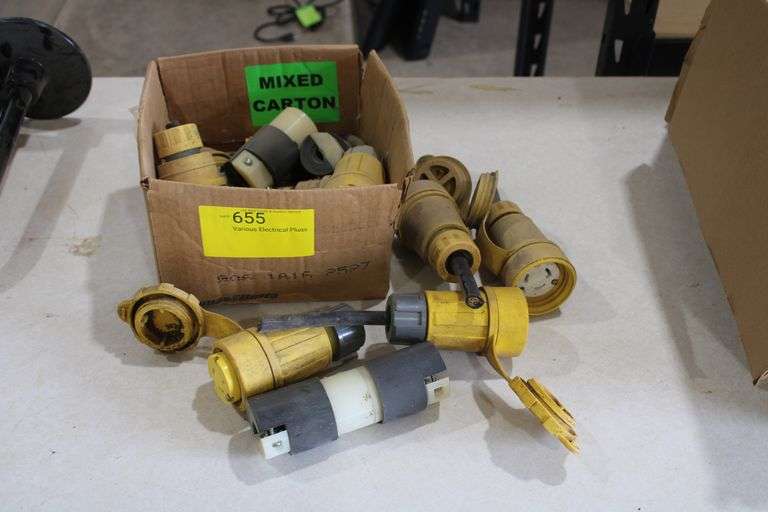 Various Electrical Plugs - Lee Real Estate & Auction Service