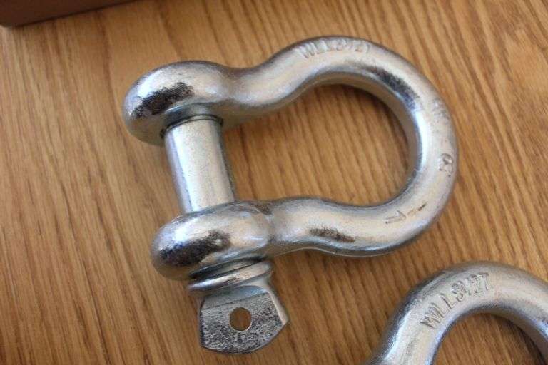 Pair of new 8 1/2 ton 1" Certified Lift Clevises - Lee Real Estate ...