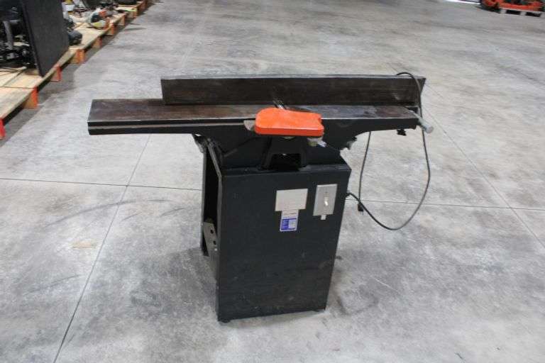 Cal-Hawk 6" elec. jointer - Lee Real Estate & Auction Service