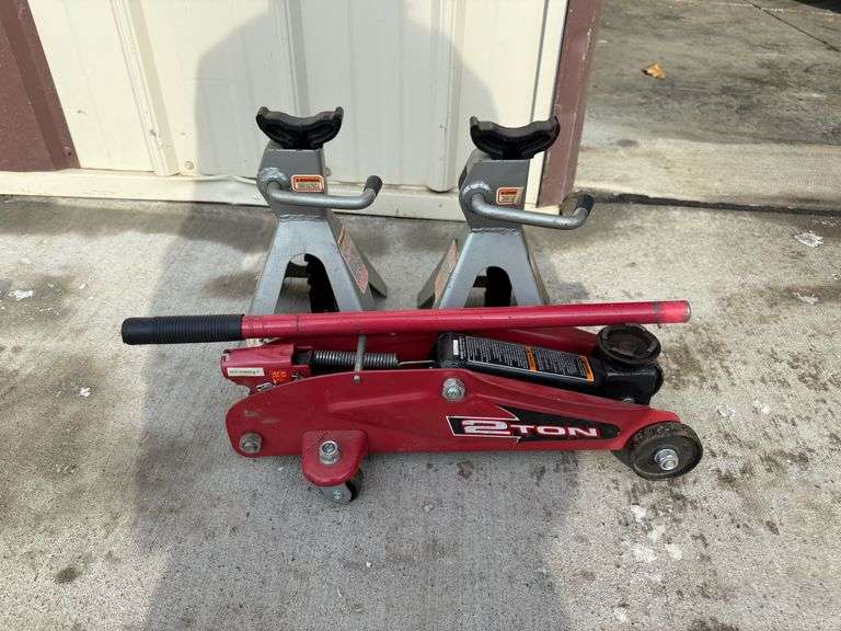 2 Ton Floor Jack & (2) Mack Jack Stands - Lee Real Estate & Auction Service