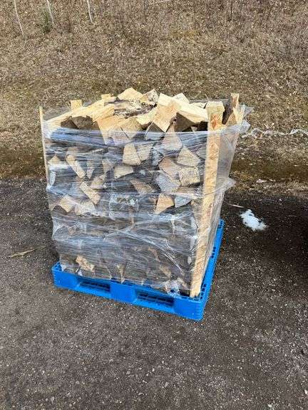 Pallet of split / dry firewood - Lee Real Estate & Auction Service