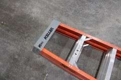 Keller 8' fiberglass step ladder - Lee Real Estate & Auction Service