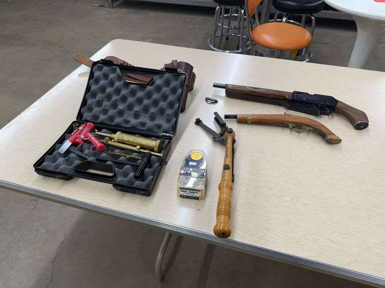 Various Gun Related Items - Lee Real Estate & Auction Service