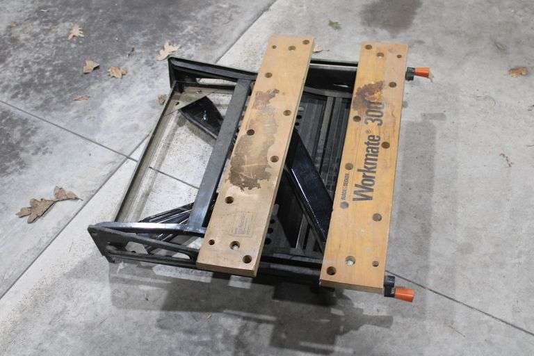 B&D Workmate 300 folding work station - Lee Real Estate & Auction Service