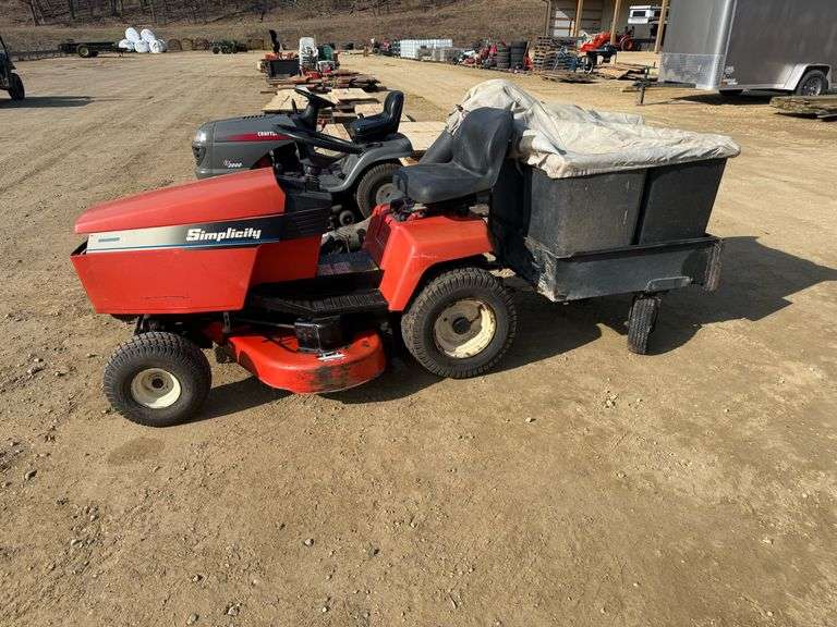 Simplicity Riding Lawn Mower w/ Bagger - Project - Lee Real Estate ...
