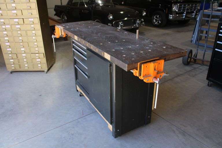 Craftsman tool chest/work bench - Lee Real Estate & Auction Service