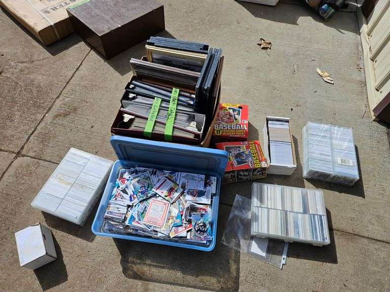 Baseball Cards - Lee Real Estate & Auction Service