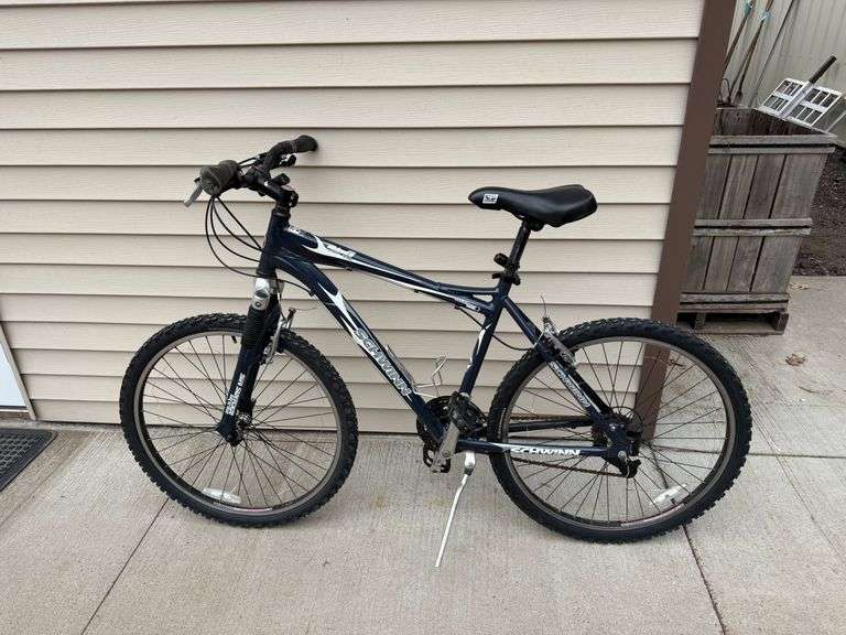 Schwinn Ridge AL Mulit Speed Bicycle - Lee Real Estate & Auction Service