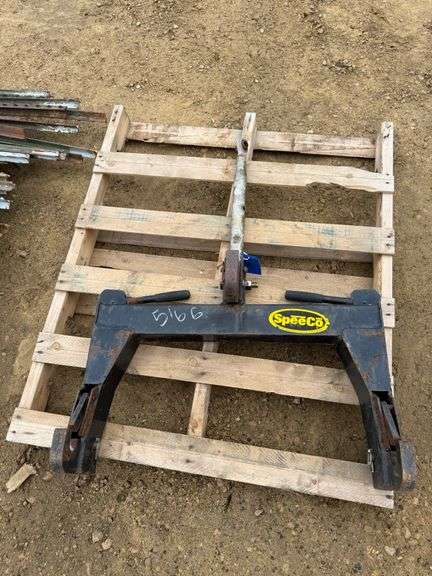 SpeeCo Cat. I Quick Hitch w/ Center Link - Lee Real Estate & Auction ...