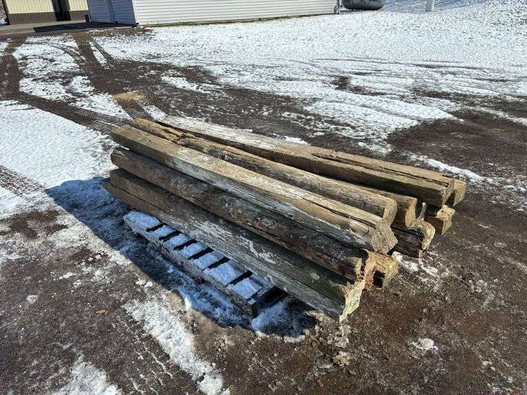 Pallet of Wooden Posts - Lee Real Estate & Auction Service