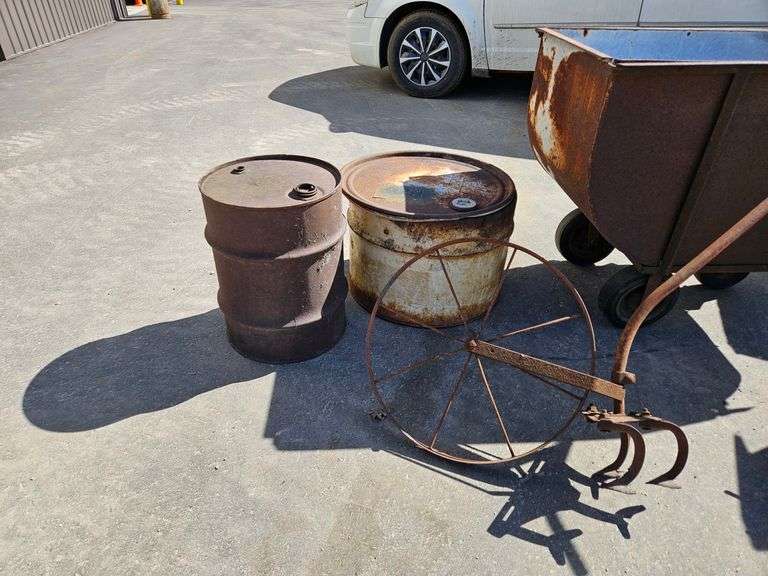 Old Farm Items- Lawn Ornaments - Lee Real Estate & Auction Service