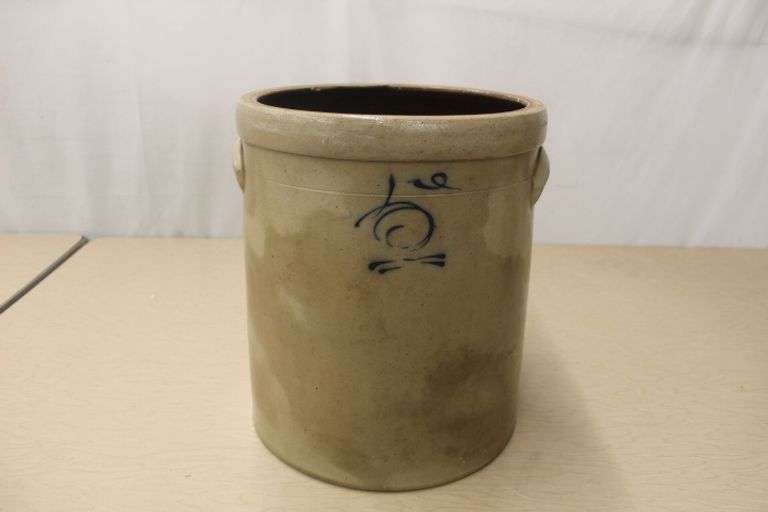 5 gal. salt glaze crock - Lee Real Estate & Auction Service