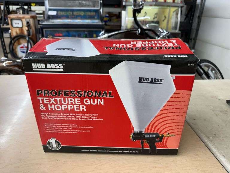 Mud Boss Texture Gun & Hopper - Lee Real Estate & Auction Service