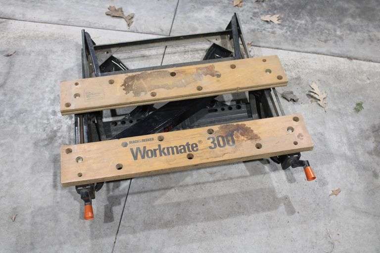 B&D Workmate 300 folding work station - Lee Real Estate & Auction Service