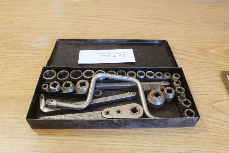 1923 vintage socket set, Chicago - Lee Real Estate & Auction Service