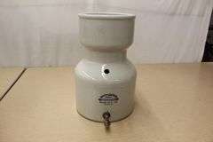 Home Vacuum Speed filter crock - Lee Real Estate & Auction Service