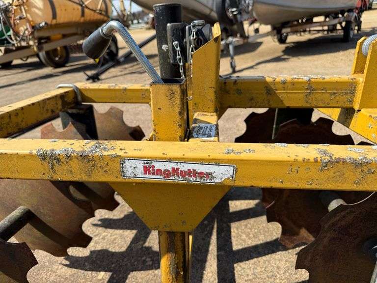King Kutter Pull Behind Disk - Lee Real Estate & Auction Service