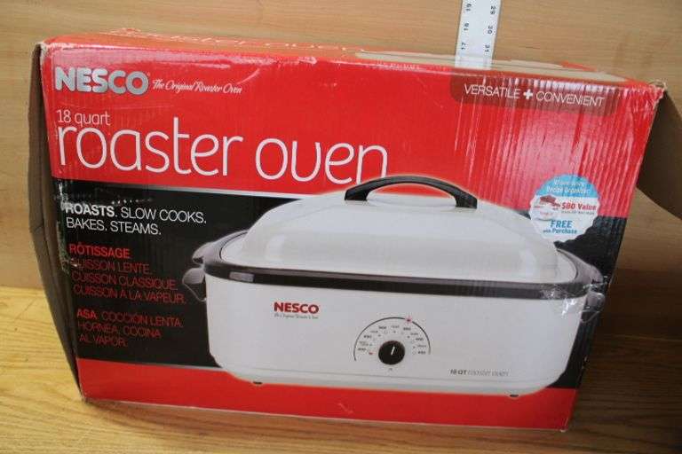 Nesco 18 qt. elec. roaster oven - Lee Real Estate & Auction Service