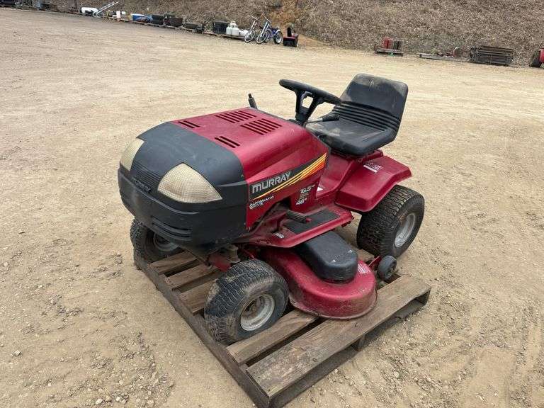 Murray 46" Riding Lawn Mower - Parts - Lee Real Estate & Auction Service