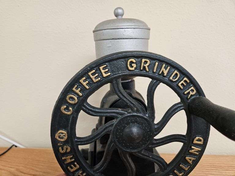 Coffee Grinder - Lee Real Estate & Auction Service