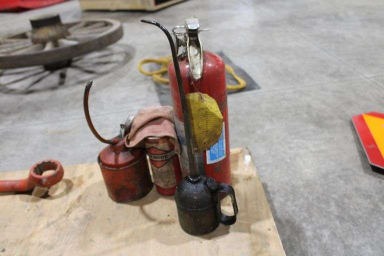 Long spout oil can w/fire extinguisher - Lee Real Estate & Auction Service