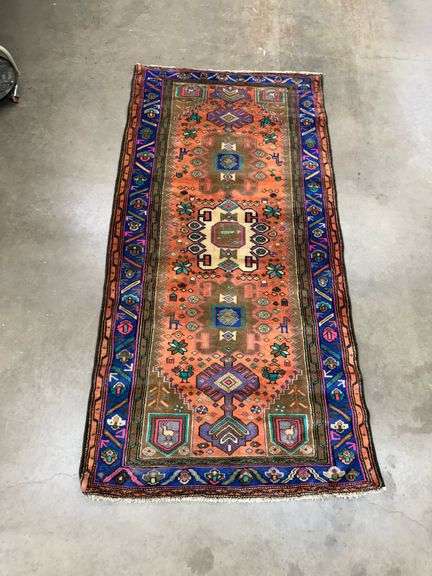 Hand Made Rug - Lee Real Estate & Auction Service