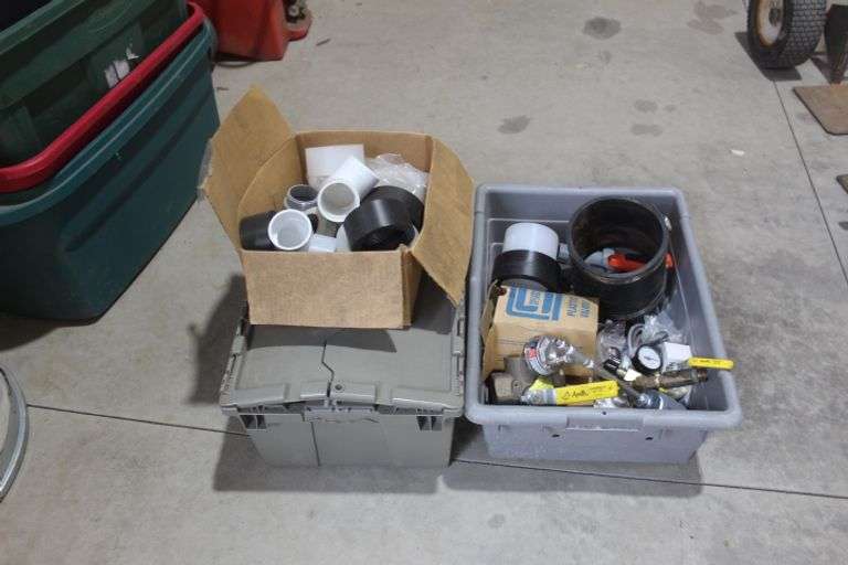 Pallet of plumbing fittings & related - Lee Real Estate & Auction Service