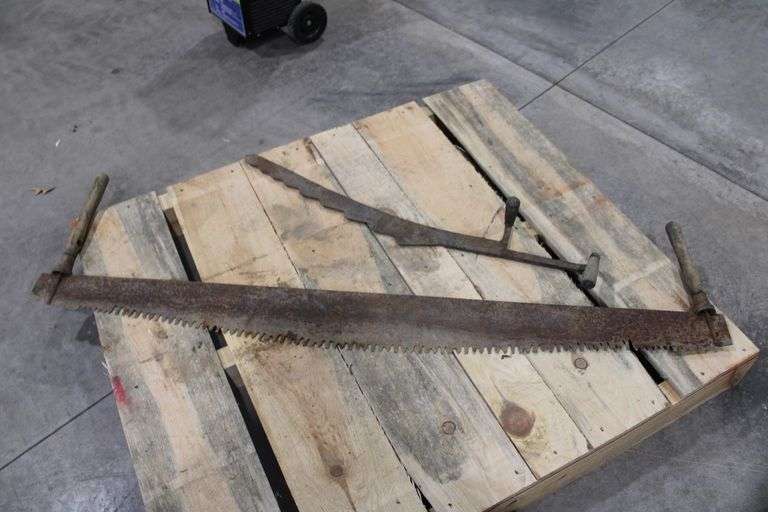 Antique hay knife & cross cut saw - Lee Real Estate & Auction Service