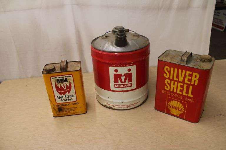 3 metal antique gas & oil cans - Lee Real Estate & Auction Service
