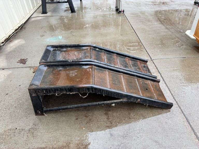 Set of Steel Car Ramps - Lee Real Estate & Auction Service