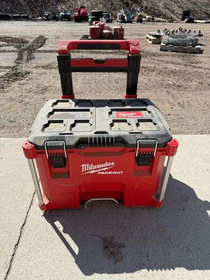 Milwaukee Pack Out Tool Box - Lee Real Estate & Auction Service