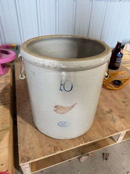 10 Gal Redwing Crock - Lee Real Estate & Auction Service