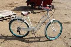 Schwinn Fairhaven 6 speed bicycle - Lee Real Estate & Auction Service