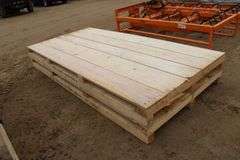 2 HD wooden pallets - Lee Real Estate & Auction Service