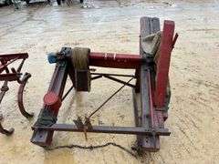 Saw Rig w/ 24" Buzz Saw Blade - Lee Real Estate & Auction Service