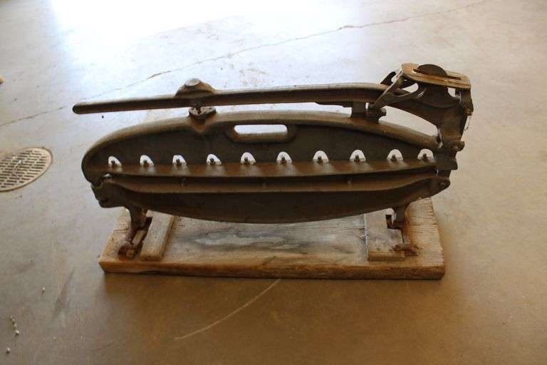 Antique Asbestos shingle cutter, Mod. F - Lee Real Estate & Auction Service