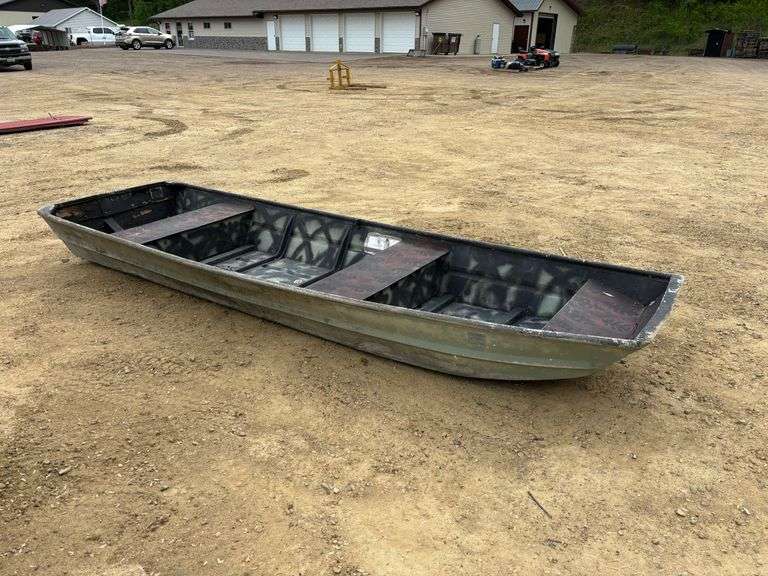 12ft Flat Bottom Boat - Lee Real Estate & Auction Service