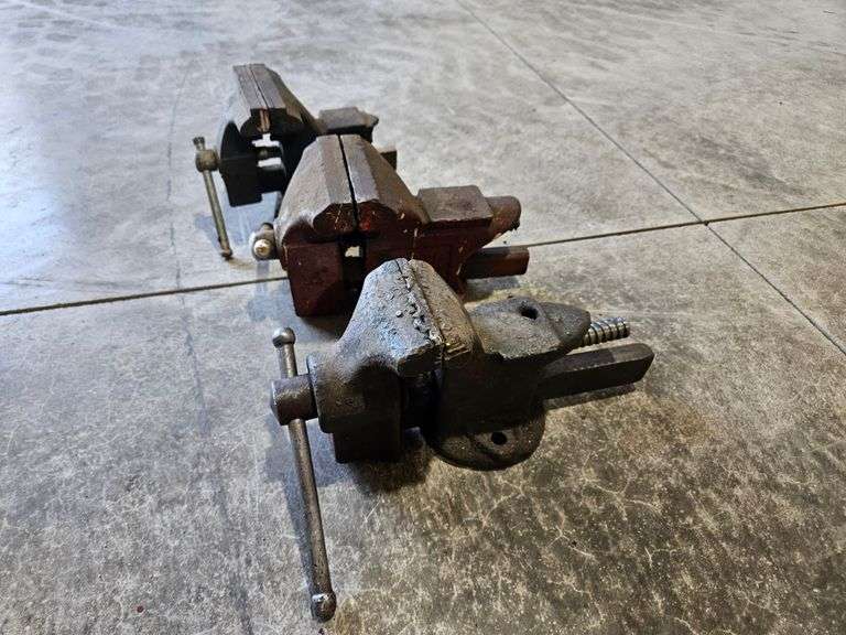 (3) Small Bench Vices - Lee Real Estate & Auction Service