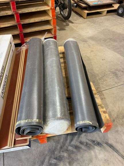 Laminate Flooring & Underlayment - Lee Real Estate & Auction Service