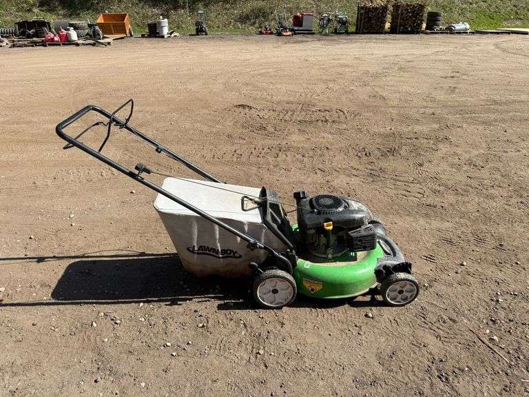 Lawn Boy 20" Push Mower w/ Bagger - Lee Real Estate & Auction Service