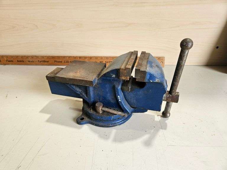 4" Vice - Lee Real Estate & Auction Service
