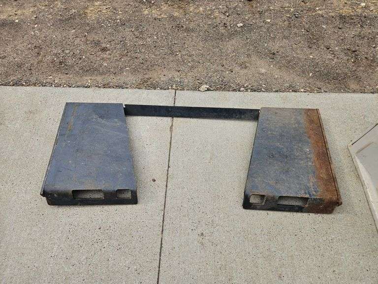 Skid Steer Mounting Plate - Lee Real Estate & Auction Service