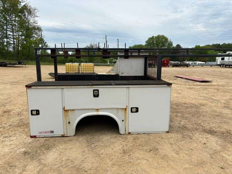 Service Body Truck Box - Lee Real Estate & Auction Service