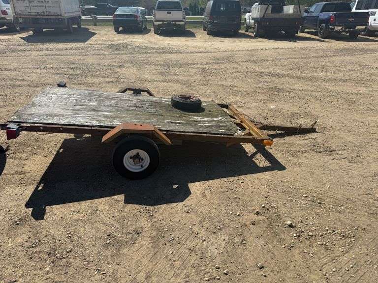 4' x 8' Single Axle Trailer - Lee Real Estate & Auction Service