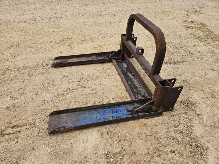 Homemade Pallet Forks or Bale Mover - Lee Real Estate & Auction Service