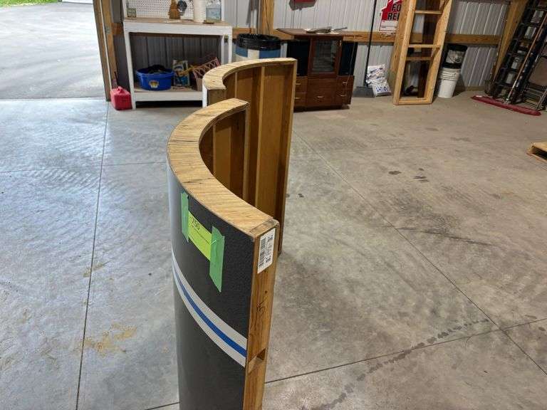 46" Curved Header Panels - Lee Real Estate & Auction Service