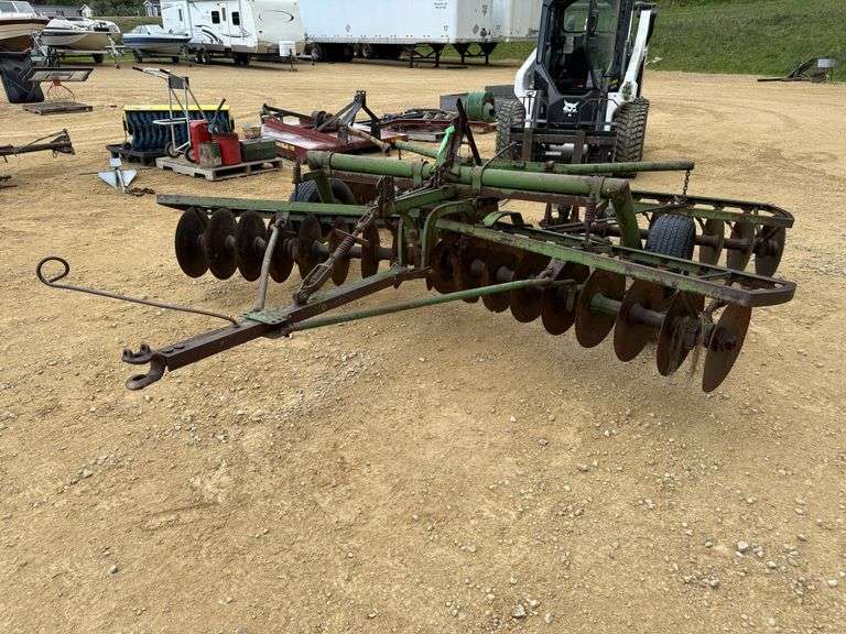 10’ John Deere Pull Type Disk - Lee Real Estate & Auction Service