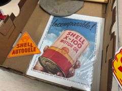 Shell/Texaco Memorabilia - Lee Real Estate & Auction Service